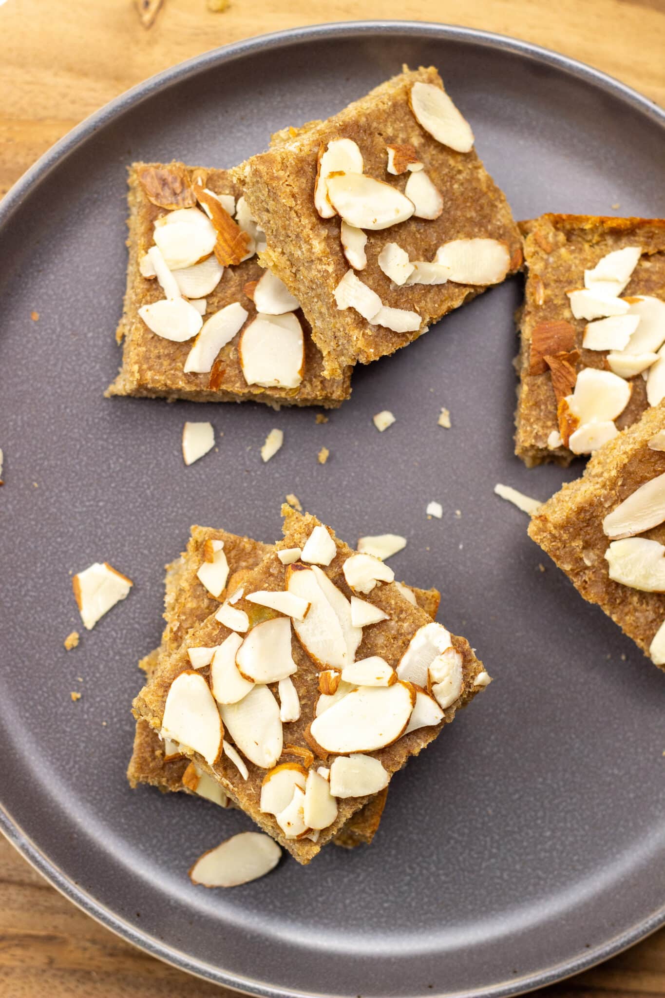 Peanut Butter Banana Snack Bars – Wee Little Vegans